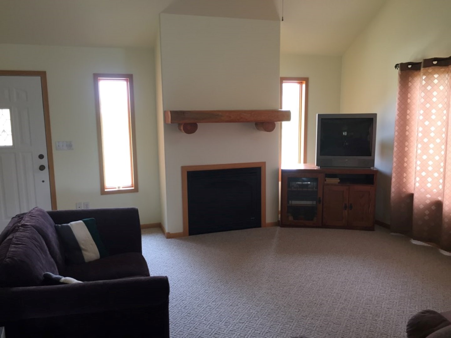 10013749-13 - Running Horse Realty